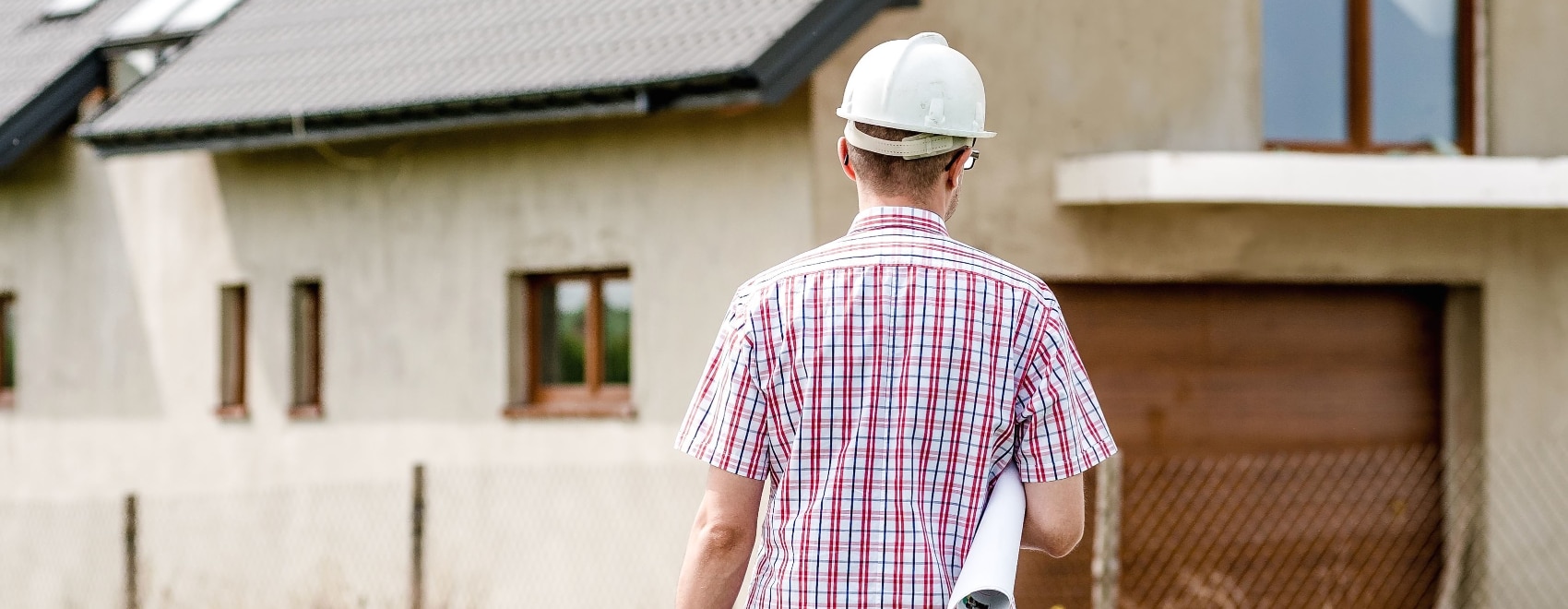12 Best Landscaping Architect Benefits & How to Hire a Pro