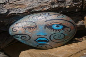 31 Best Garden Rocks & Tips on Choosing Rocks for Gardens